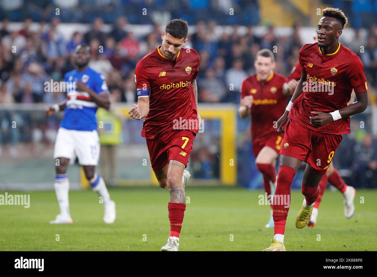 Lorenzo pellegrini goal 2022 hi-res stock photography and images - Alamy