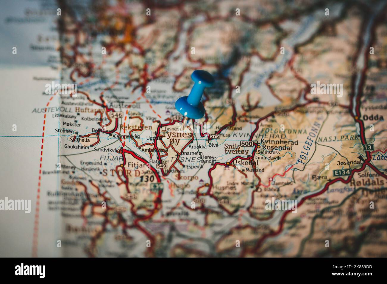 Tysnes, Norway. Blue pinhead on map Stock Photo - Alamy
