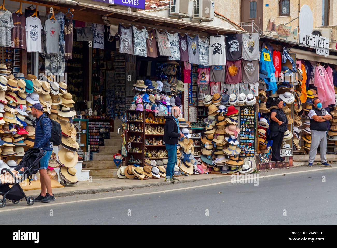 Souvenir shops next to the Temple of Knossos near Heraklion in northern ...