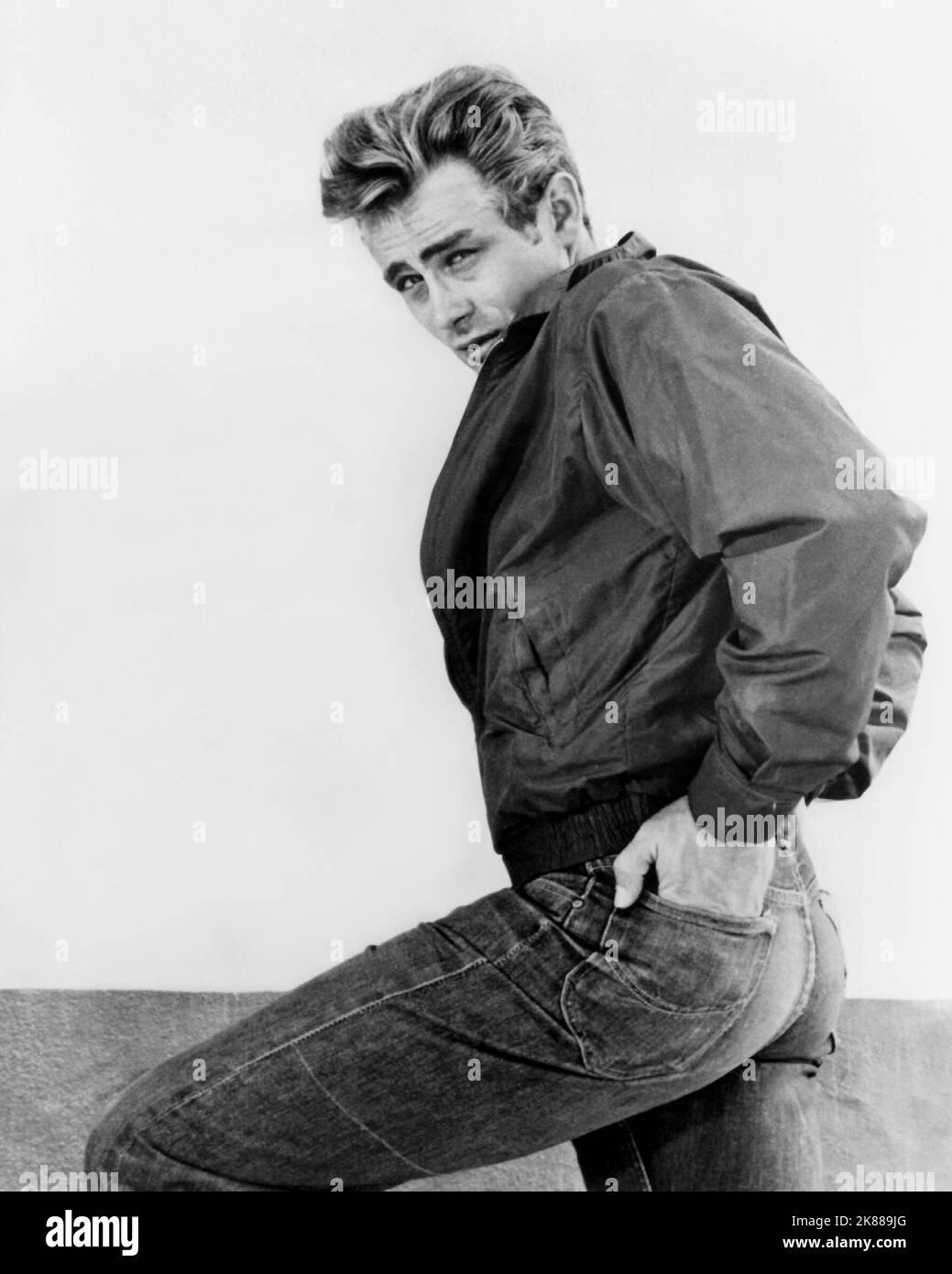 James Dean Actor 01 May 1955 **WARNING** This Photograph is for ...