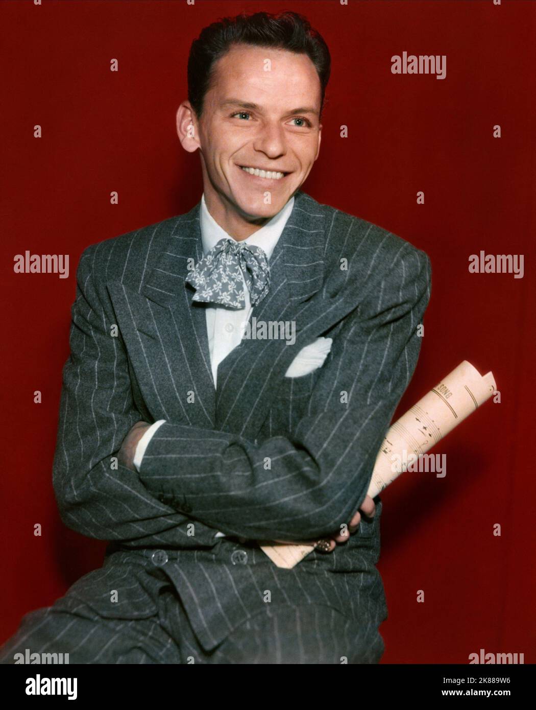 Frank Sinatra Actor & Singer 01 May 1943 **WARNING** This Photograph is ...