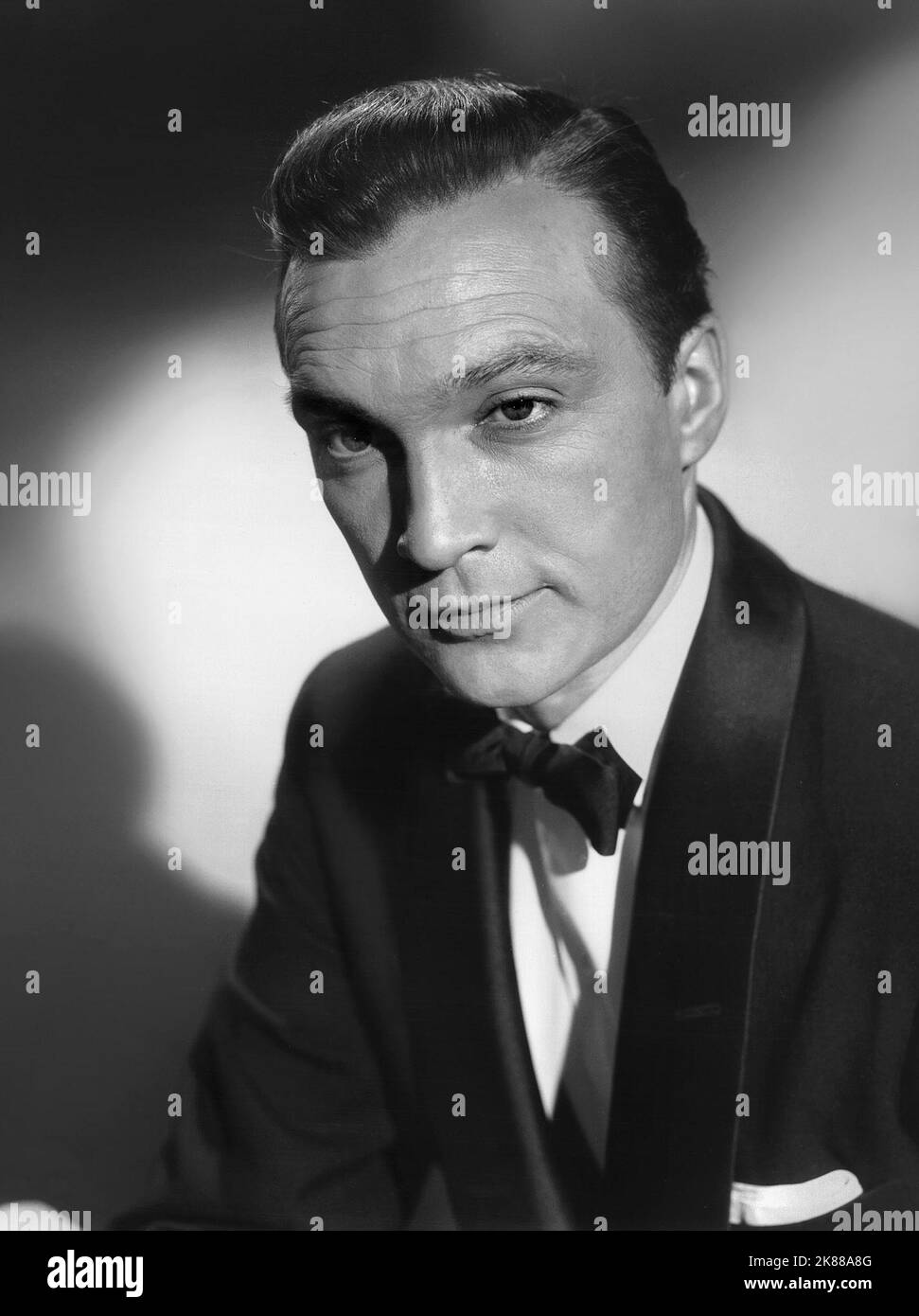 Warren Stevens Actor 01 May 1957 **WARNING** This Photograph is for ...