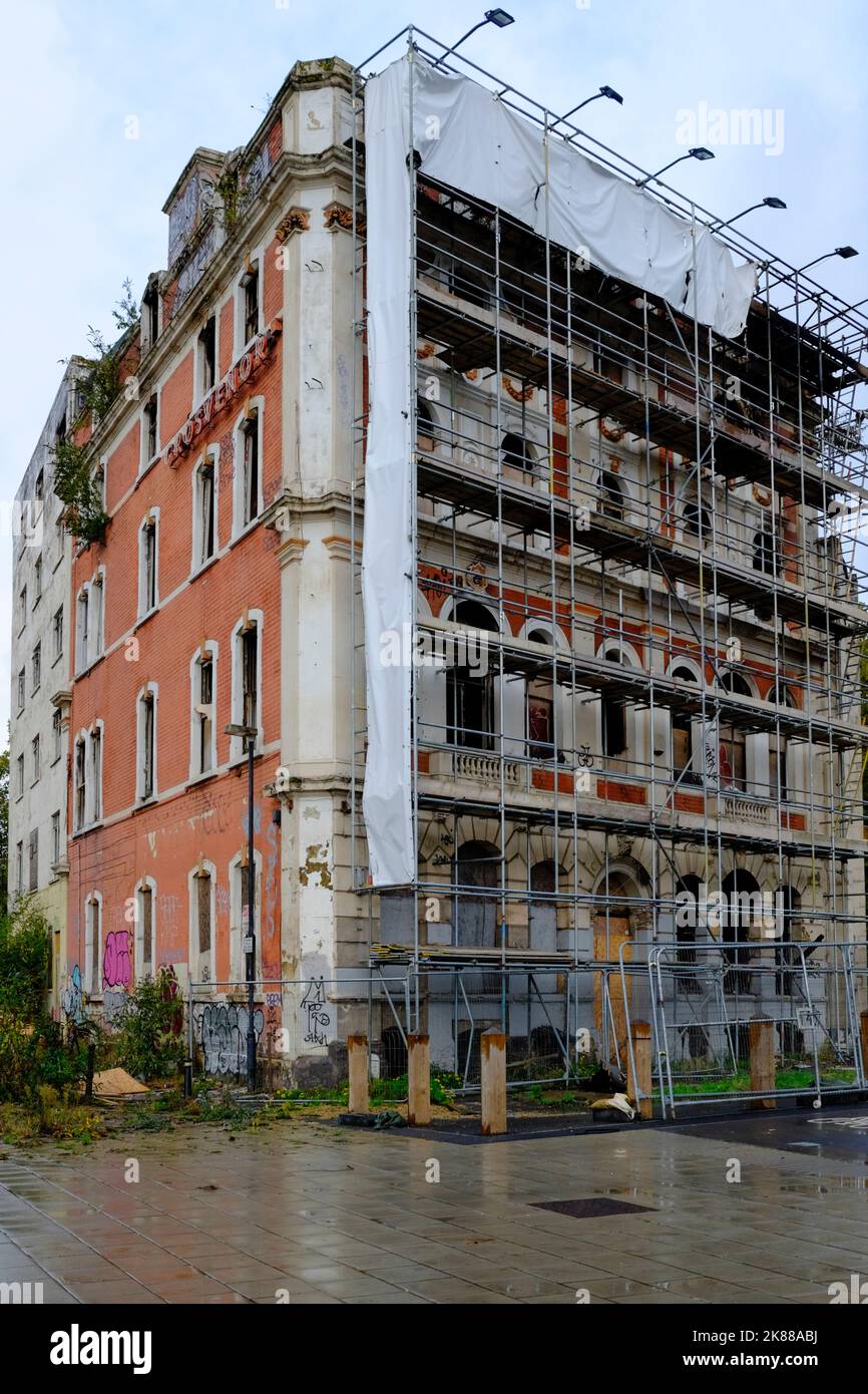 Derelict Grosvenor Hotel in Bristol after the fire in Oct 2022 Stock ...