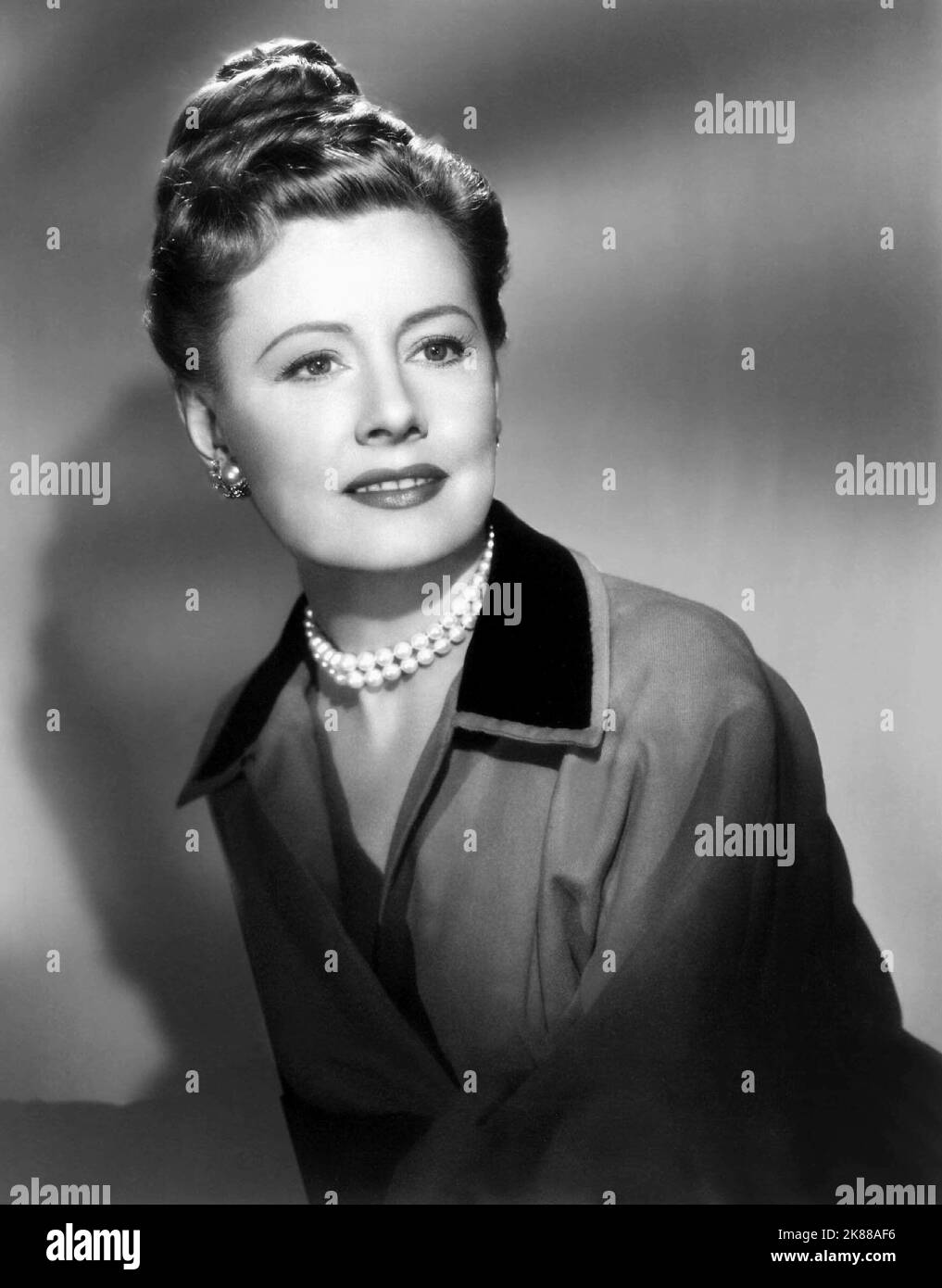 Irene Dunne Actress 01 May 1957 **WARNING** This Photograph is for ...