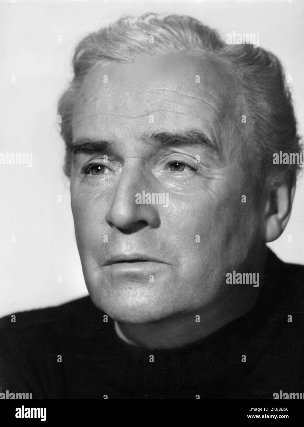 Barry Jones Actor 01 May 1951 **WARNING** This Photograph is for ...