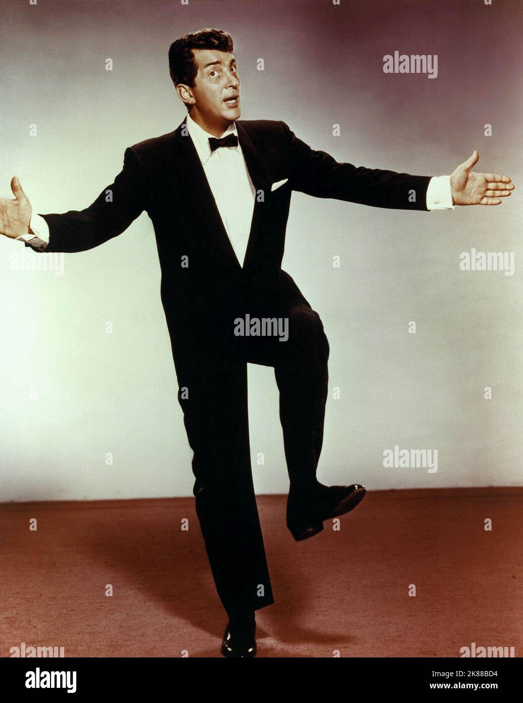 Dean Martin Actor & Singer 01 May 1957 **WARNING** This Photograph is ...