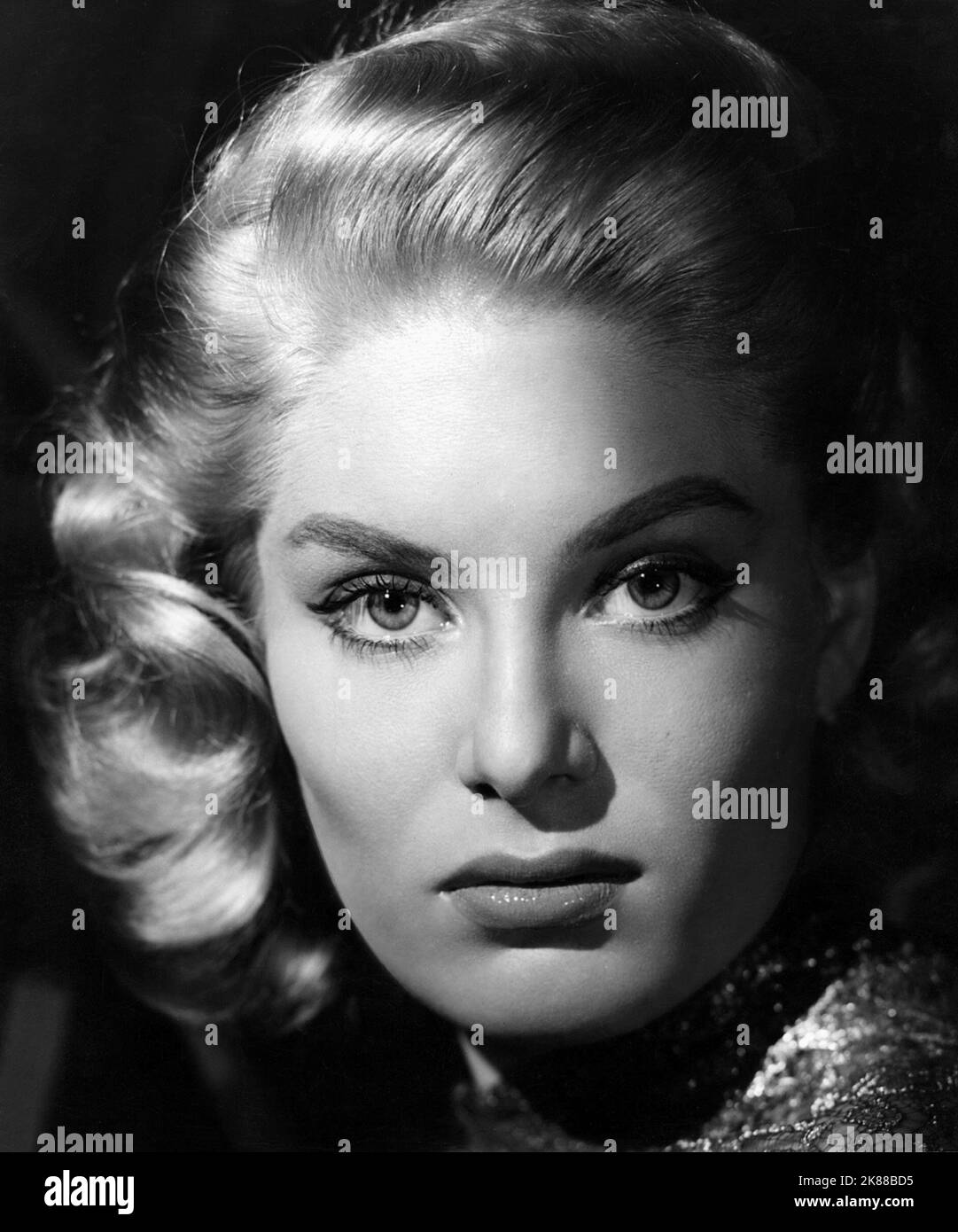 Belinda Lee Actress 01 May 1957 **WARNING** This Photograph is for ...