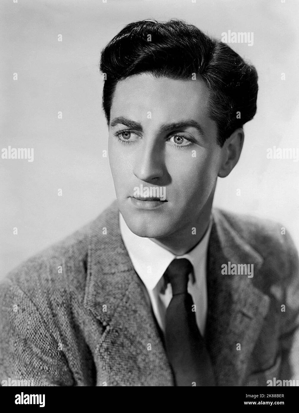 Dermot Walsh Actor 01 May 1947 **WARNING** This Photograph is for ...
