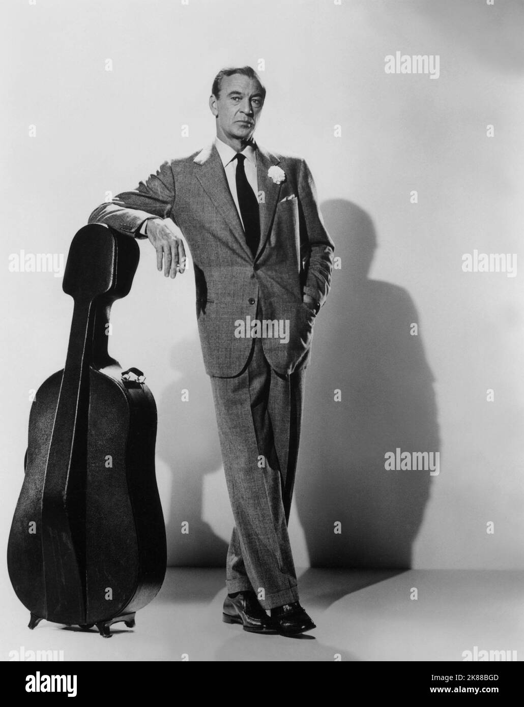Gary Cooper Actor 01 May 1942 **WARNING** This Photograph is for ...