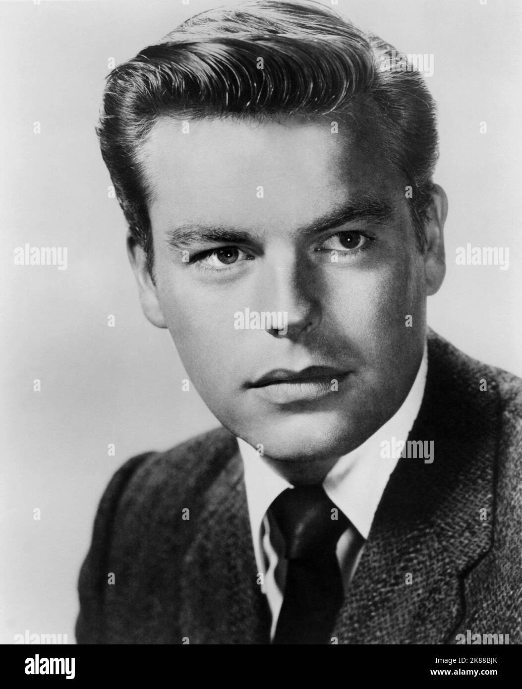 Robert wagner actor 1956 Black and White Stock Photos & Images - Alamy