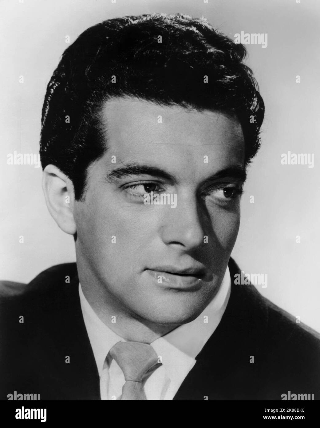 Frankie Vaughn Singer 01 May 1957 **WARNING** This Photograph is for ...