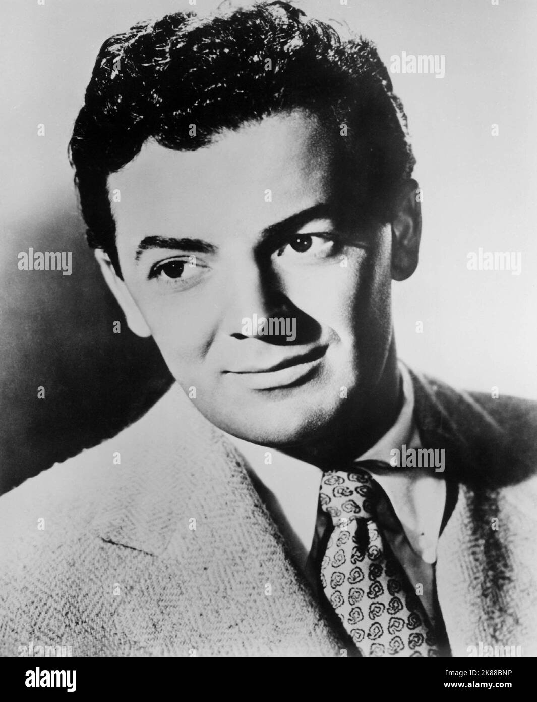 Cornel Wilde Actor 01 May 1955 **WARNING** This Photograph is for ...