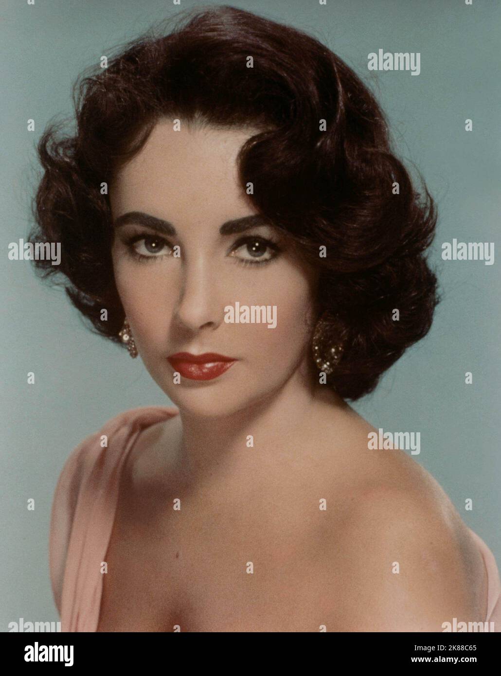 Elizabeth Taylor Actress 01 May 1955 **WARNING** This Photograph is for ...