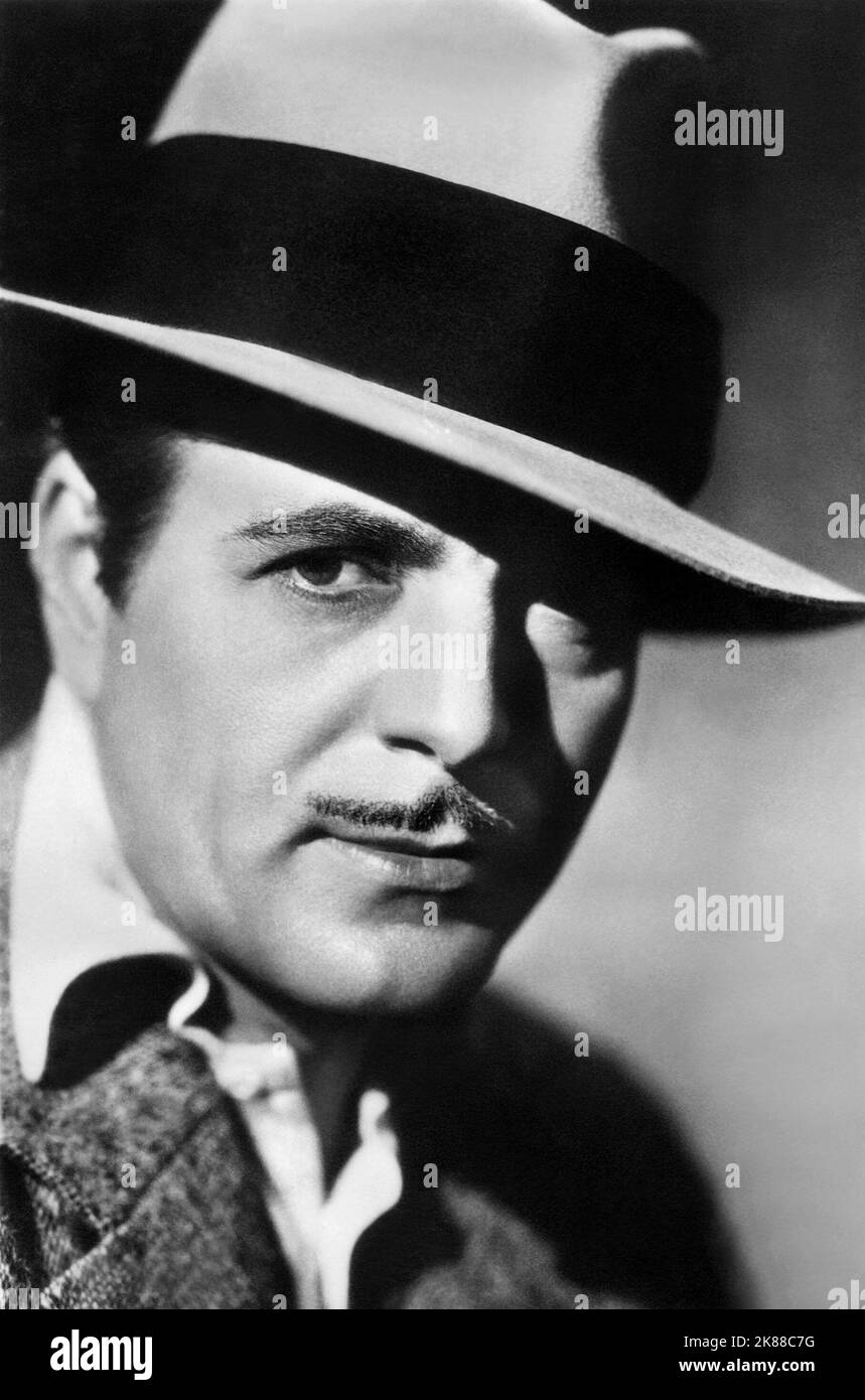 Warner Baxter Actor 01 May 1935 **WARNING** This Photograph is for ...
