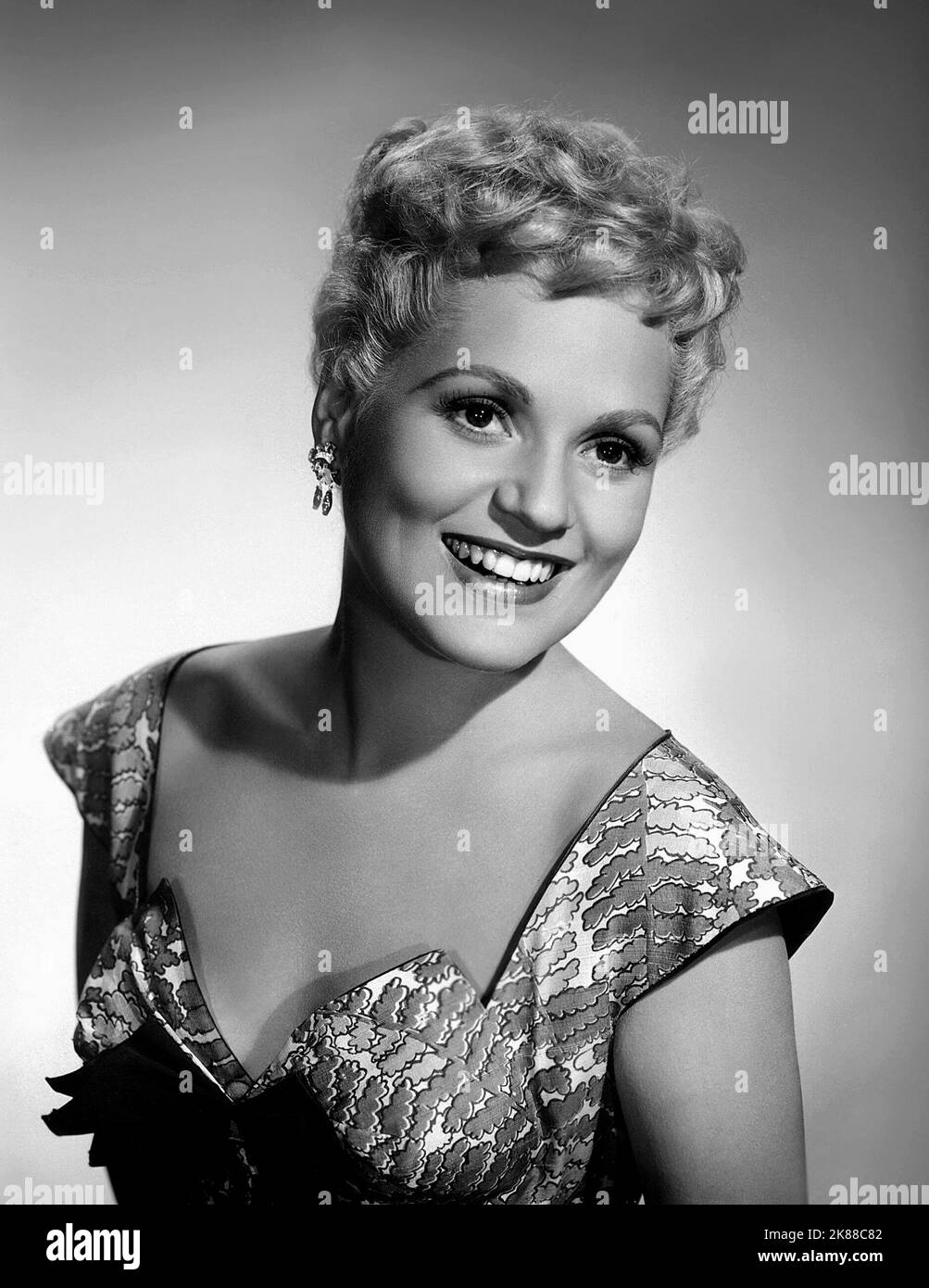 Judy Holliday Actress 01 May 1950 **WARNING** This Photograph is for ...