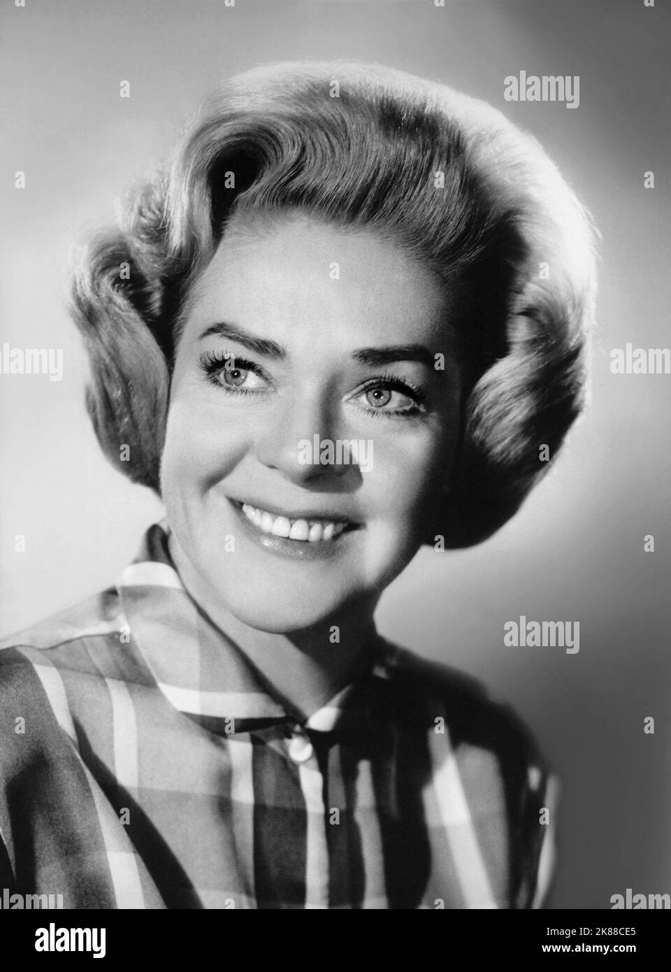 Alice Faye Actress 01 May 1957 **WARNING** This Photograph is for ...