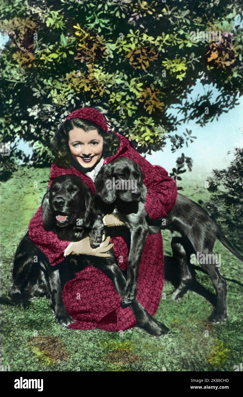 Janet Gaynor & Dogs Actress 05 June 1937 **WARNING** This Photograph is ...
