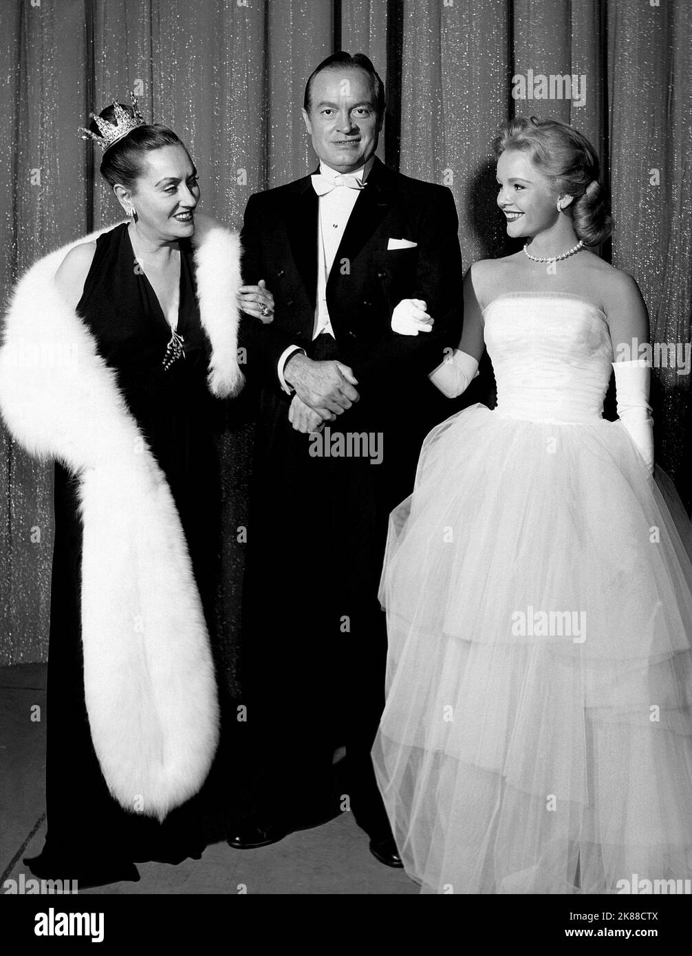 Gloria Swanson, Bob Hope & Tuesday Weld Actress & Actor 01 May 1957 ...