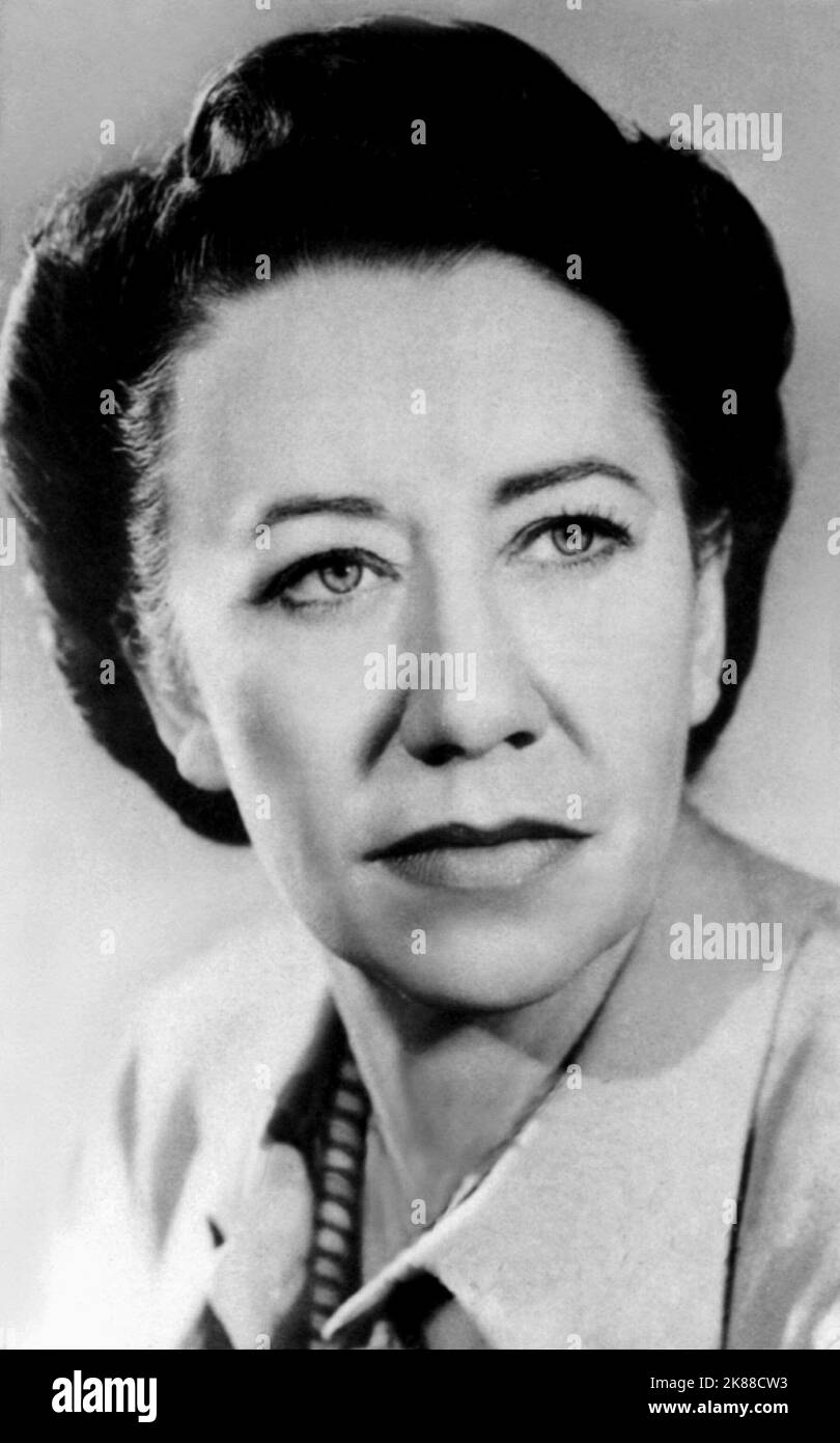 Flora Robson Actress 01 May 1937 **WARNING** This Photograph is for ...