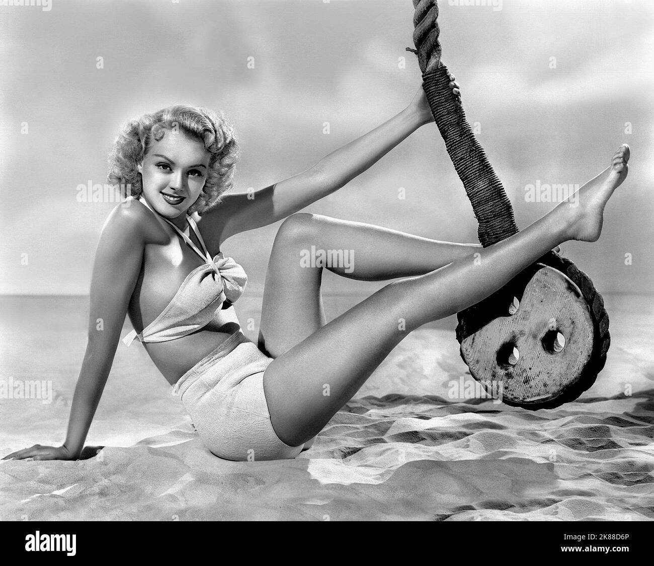 Leslie Brooks Actress 01 May 1942 **WARNING** This Photograph is for editorial use only and is ...