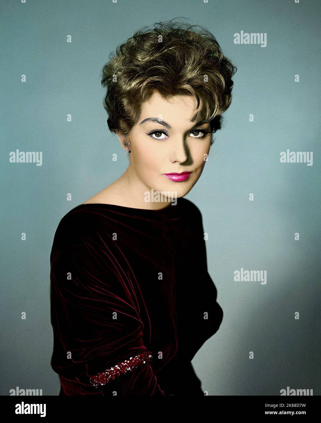 Kim Novak Actress 01 May 1958 **WARNING** This Photograph is for ...