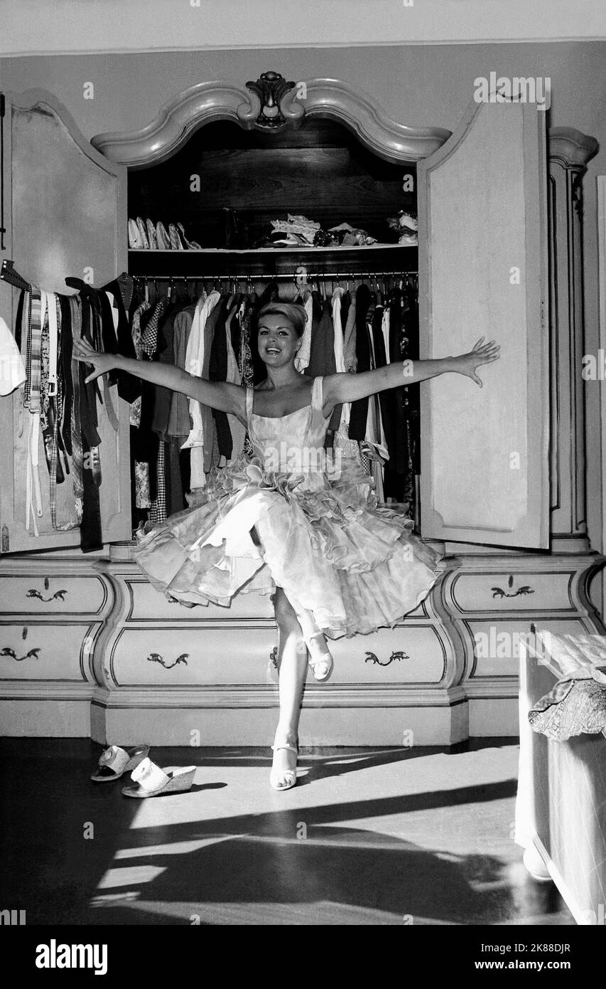 Christiane Maybach Actress 01 May 1959 **WARNING** This Photograph is ...