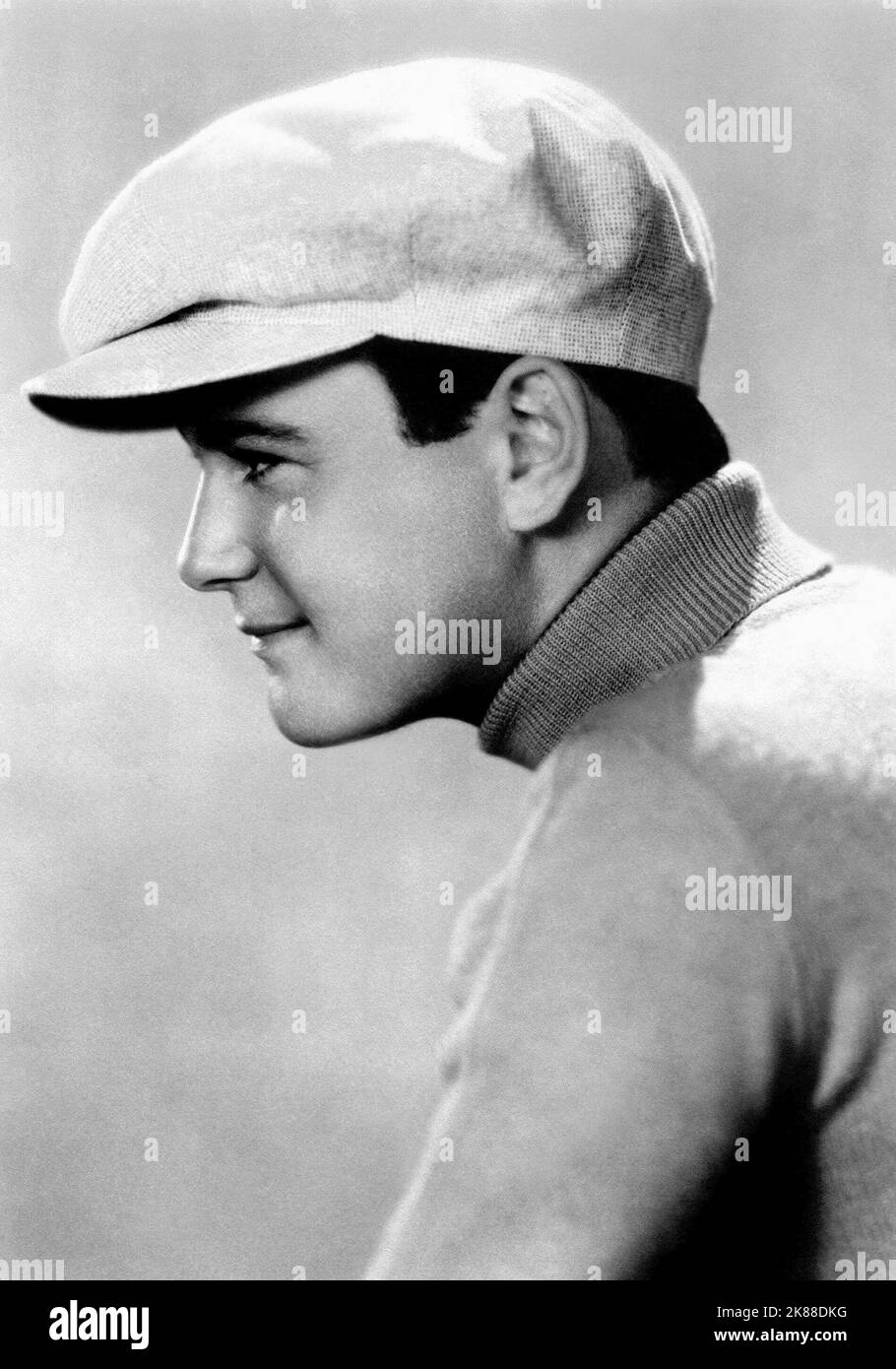 Lew Ayres Actor 01 May 1932 **WARNING** This Photograph is for ...