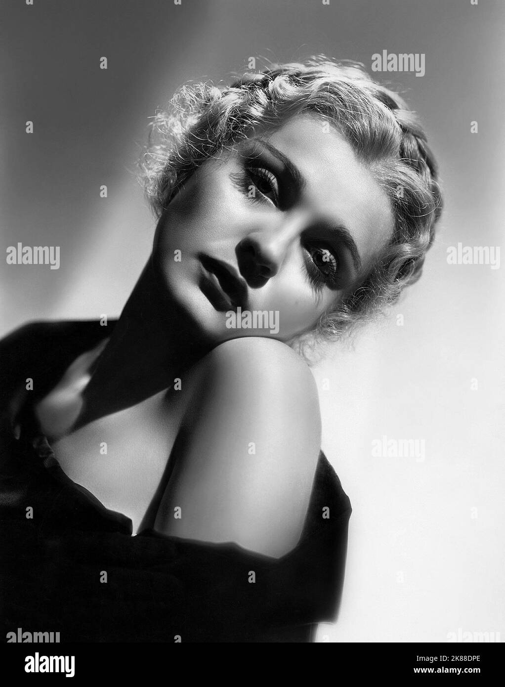 Anna Sten Actress 01 May 1934 **WARNING** This Photograph is for ...