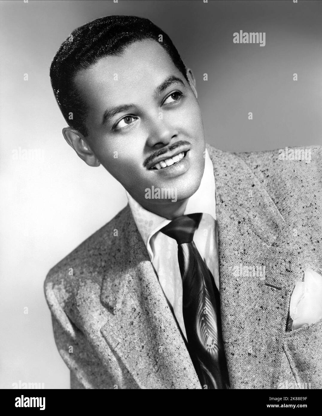 Billy Eckstine Singer 01 June 1954 **WARNING** This Photograph is for ...