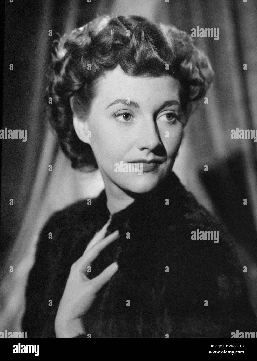 Rona Anderson Actress 01 May 1947 **WARNING** This Photograph is for ...