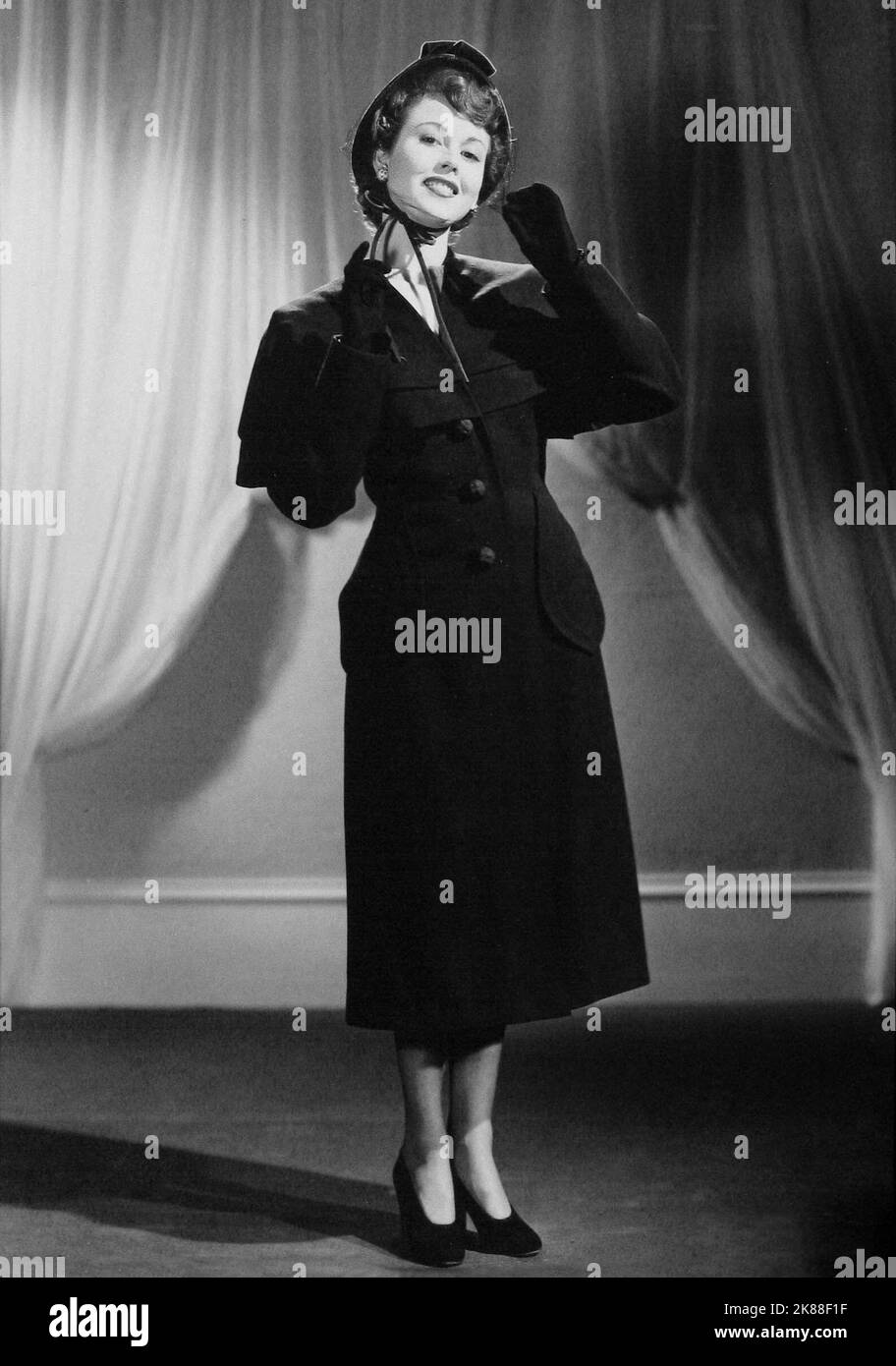 Hazel Court Actress 01 May 1947 **WARNING** This Photograph is for ...