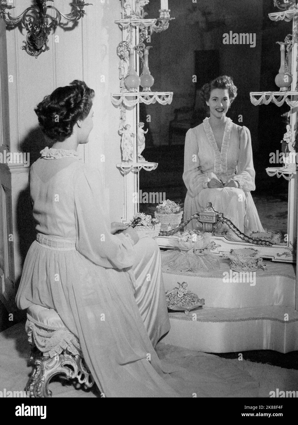 Rona Anderson Actress 01 May 1948 **WARNING** This Photograph is for ...