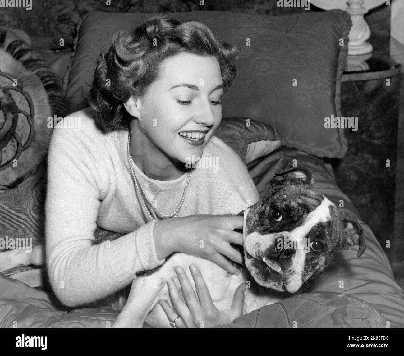 Rona anderson actress 1948 hi-res stock photography and images - Alamy