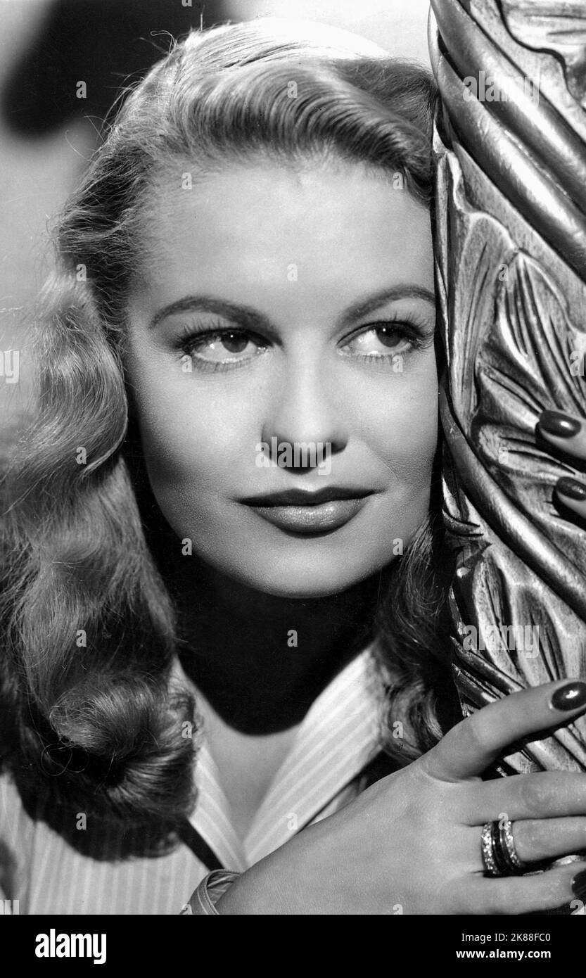 Sally Gray Actress 01 May 1947 **WARNING** This Photograph is for ...