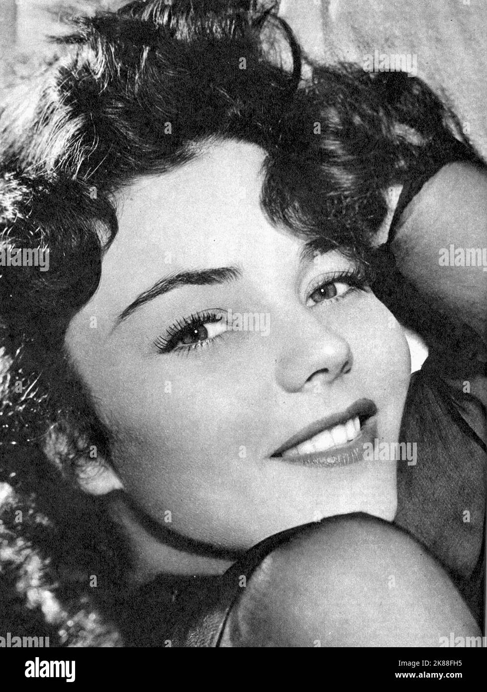 Jennifer jones actress hi-res stock photography and images - Alamy