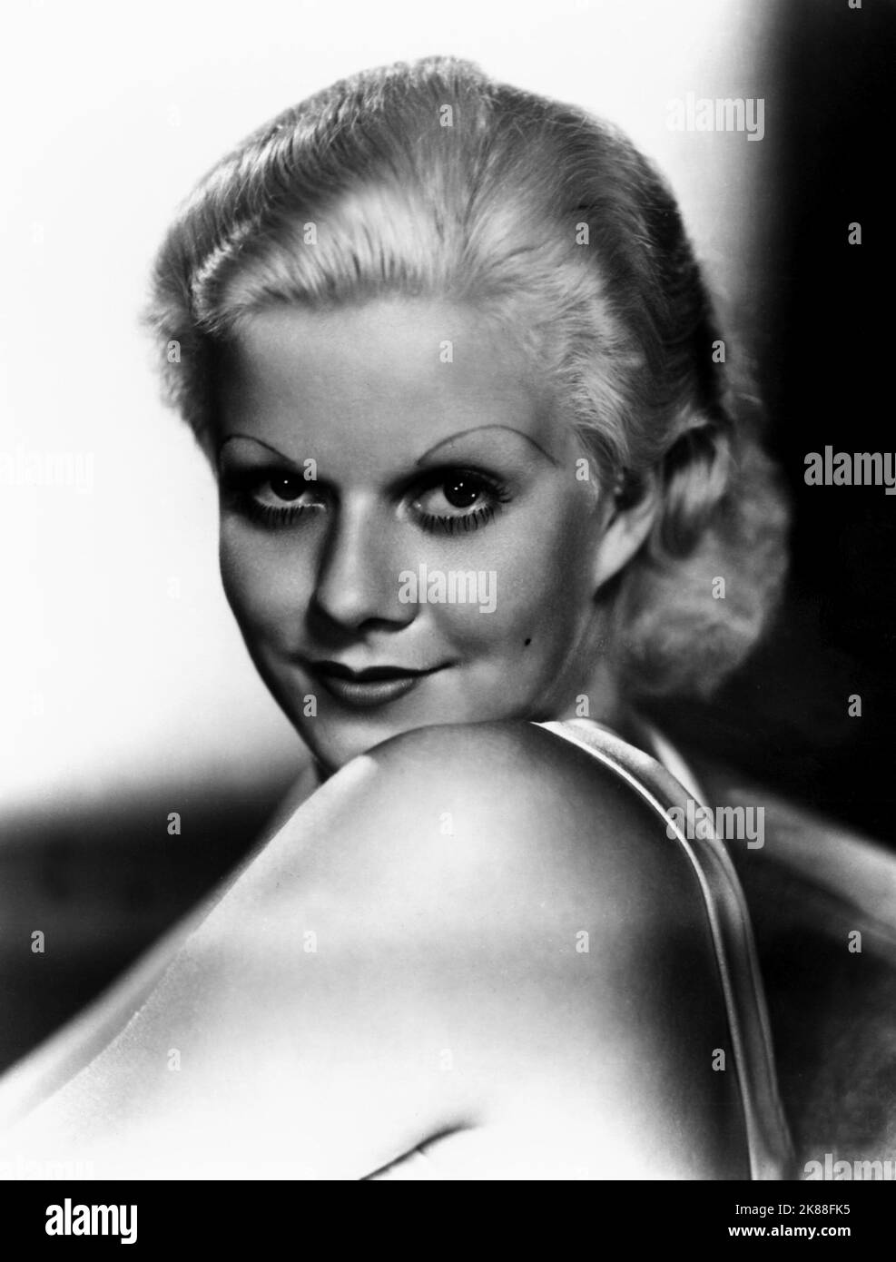Jean harlow portrait portrait hi-res stock photography and images - Alamy