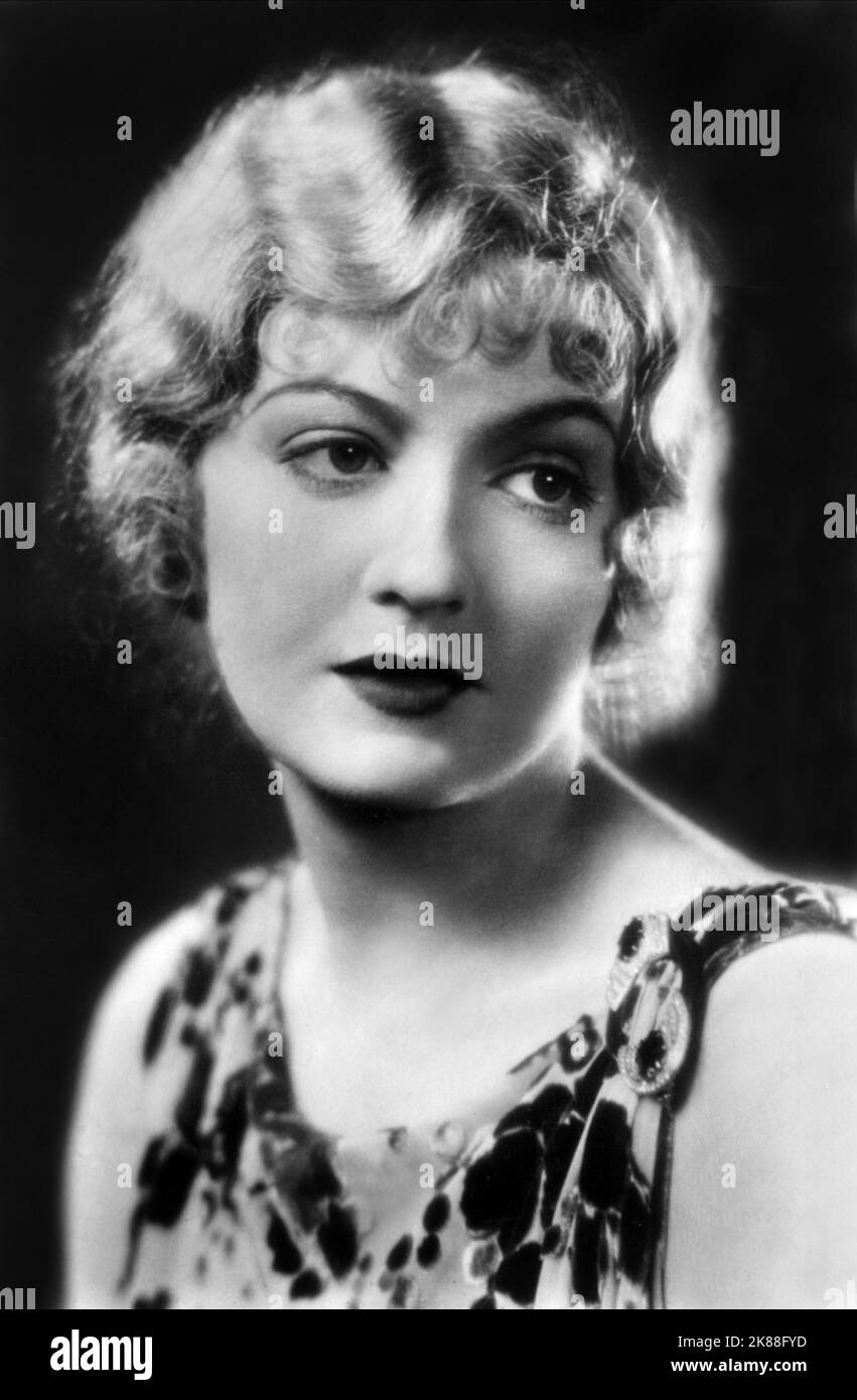 Doris Kenyon Actress 01 May 1917 **WARNING** This Photograph is for ...