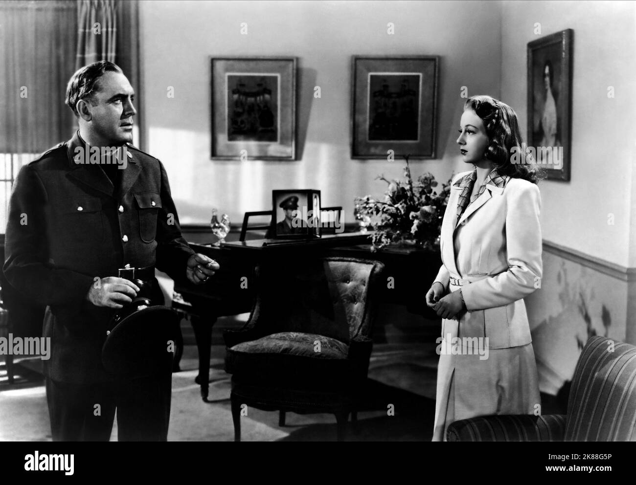 Pat O'Brien & Evelyn Keyes Characters: Samuel J.SAM DOYLE, Susie ...