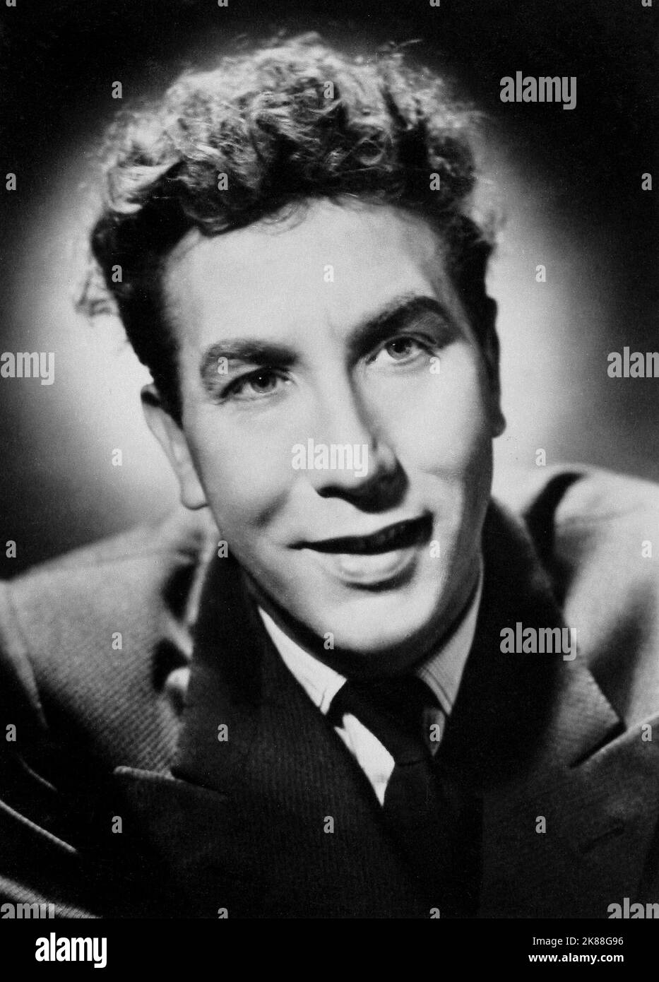 Frankie Howerd Comedian And Actor 08 October 1954 **WARNING** This ...
