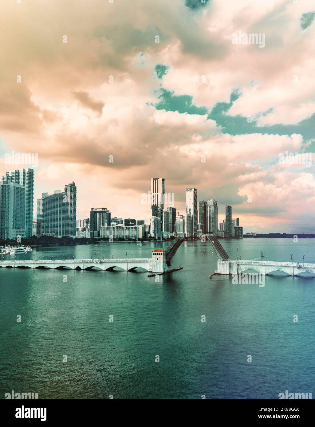 city harbour bridge beautiful skyline love it miami Stock Photo - Alamy