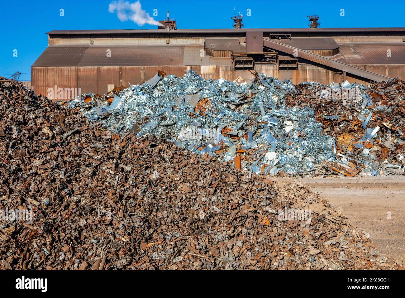 Scrap metal before used in steel mill Stock Photo - Alamy