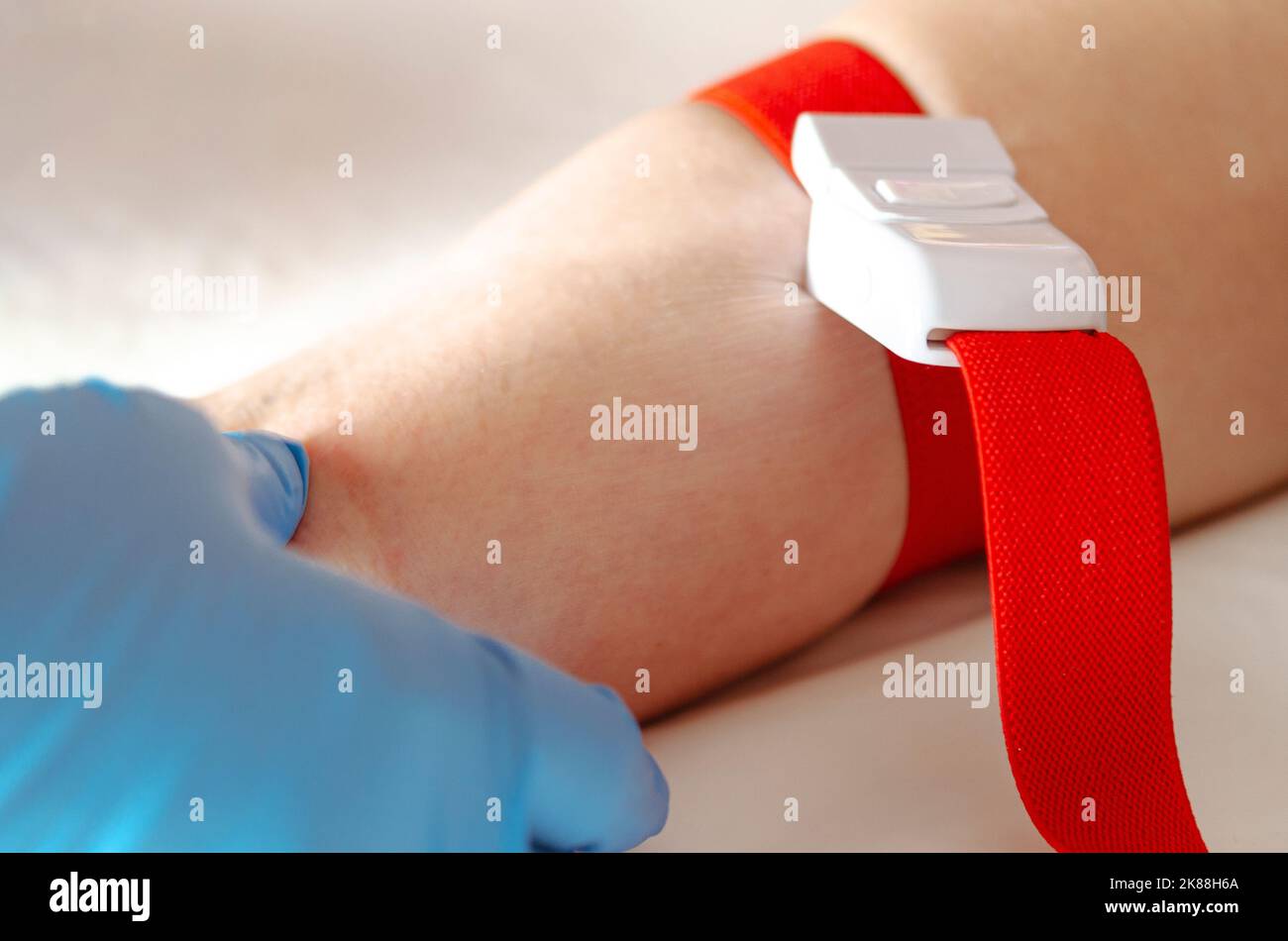 Woman's vein ready for intravenous injection during pandemic Stock ...