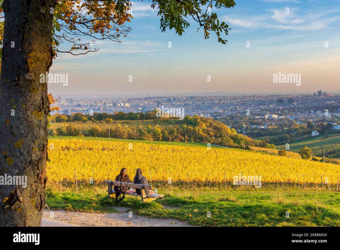 Women on bench in 19 dobling hi-res stock photography and images - Alamy