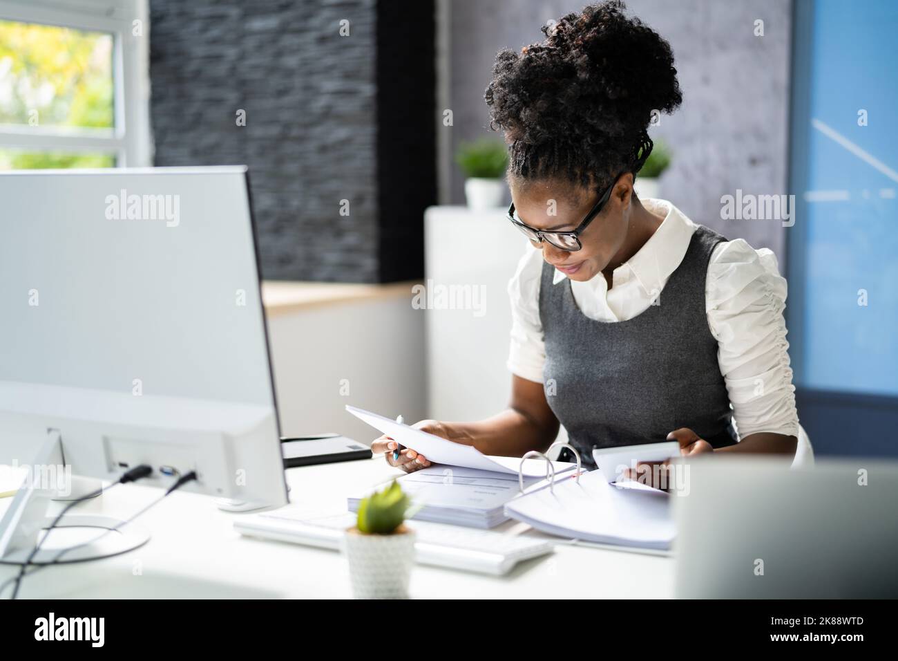 African American Executive Manager Accountant Using Computer Stock ...