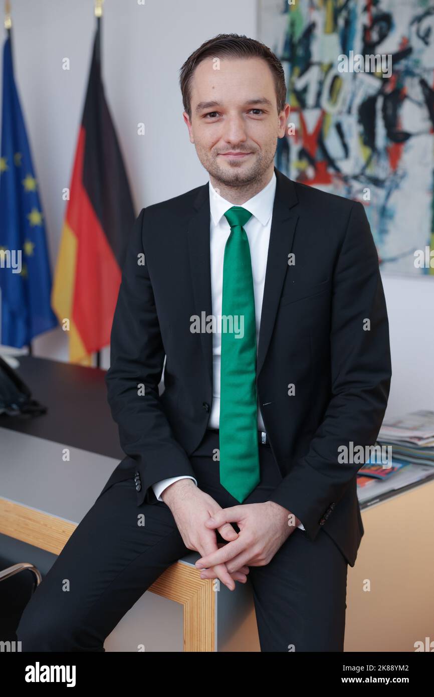 Berlin, Germany. 17th Oct, 2022. Benjamin Strasser (FDP), Parliamentary ...