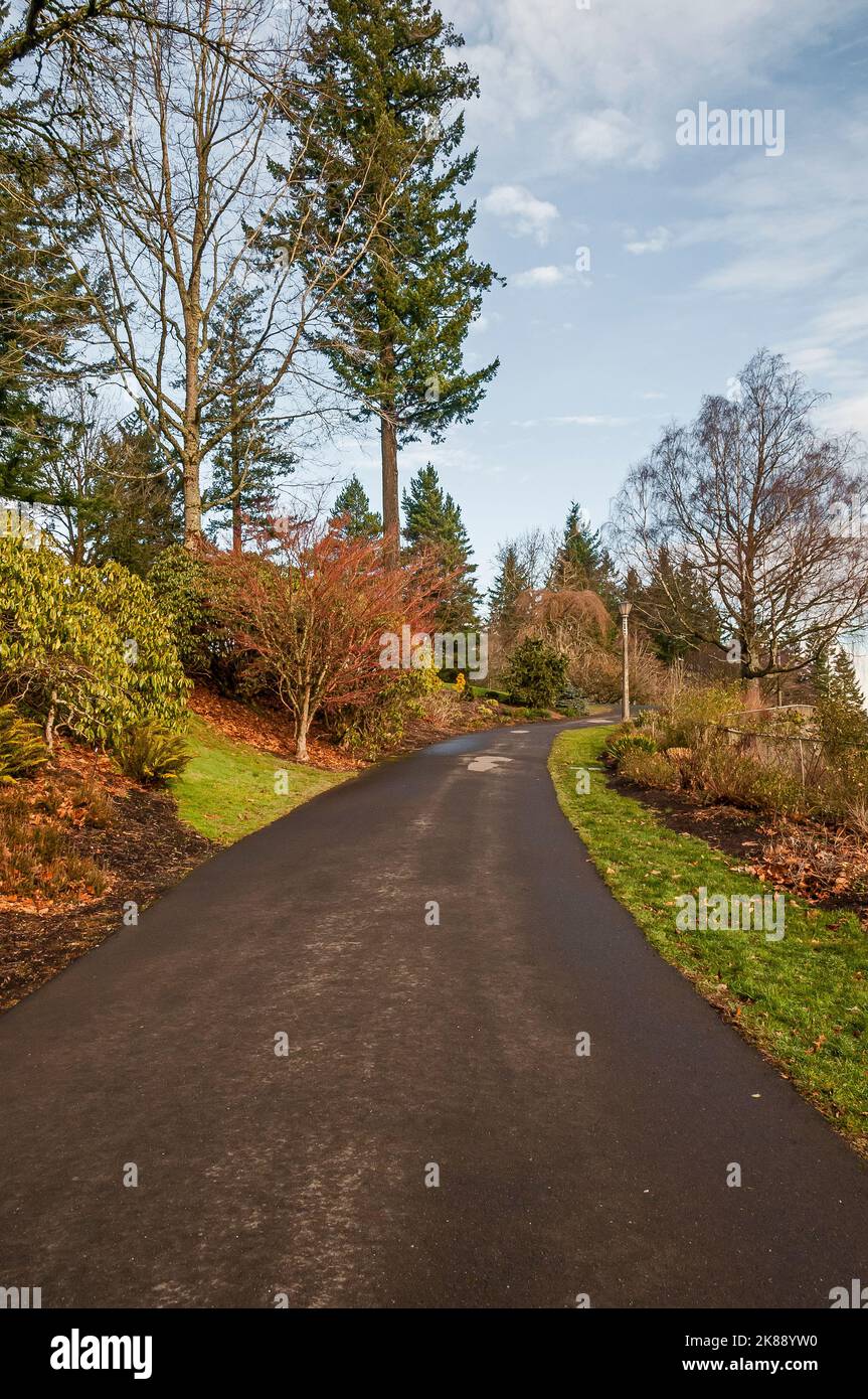 Grounds landscape mansion ground hi-res stock photography and images ...