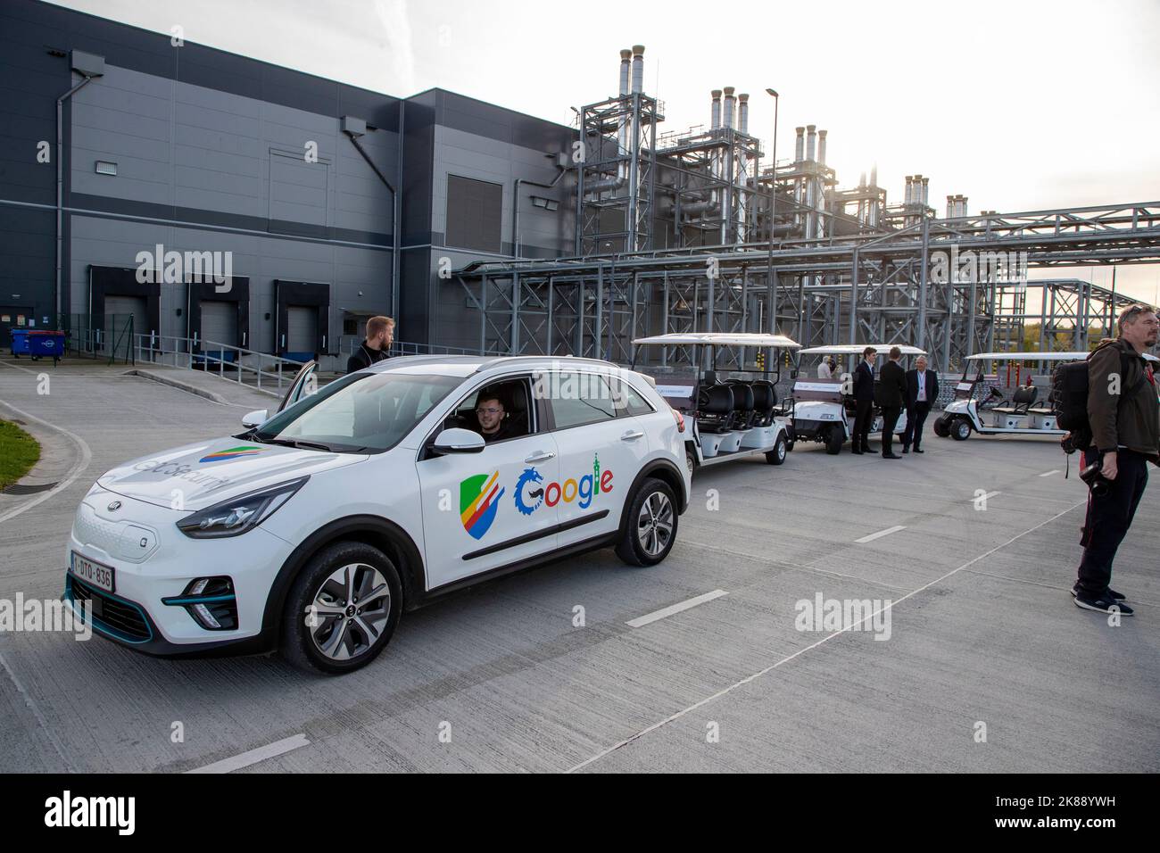 Illustration picture shows a visit to the Google company in Ghlin on ...