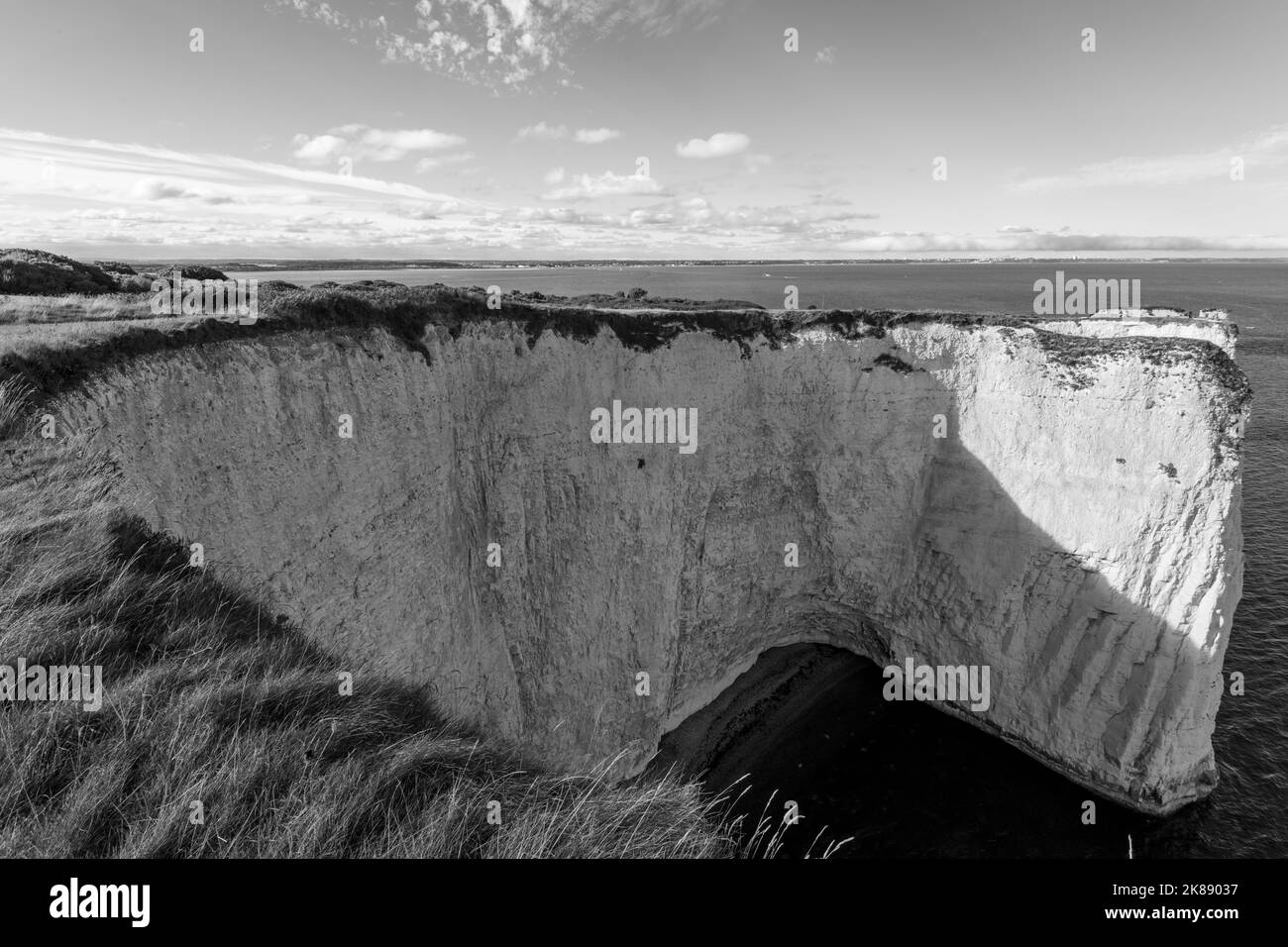Landscape photo of the Old Harry Rocks in Dorset Stock Photo - Alamy