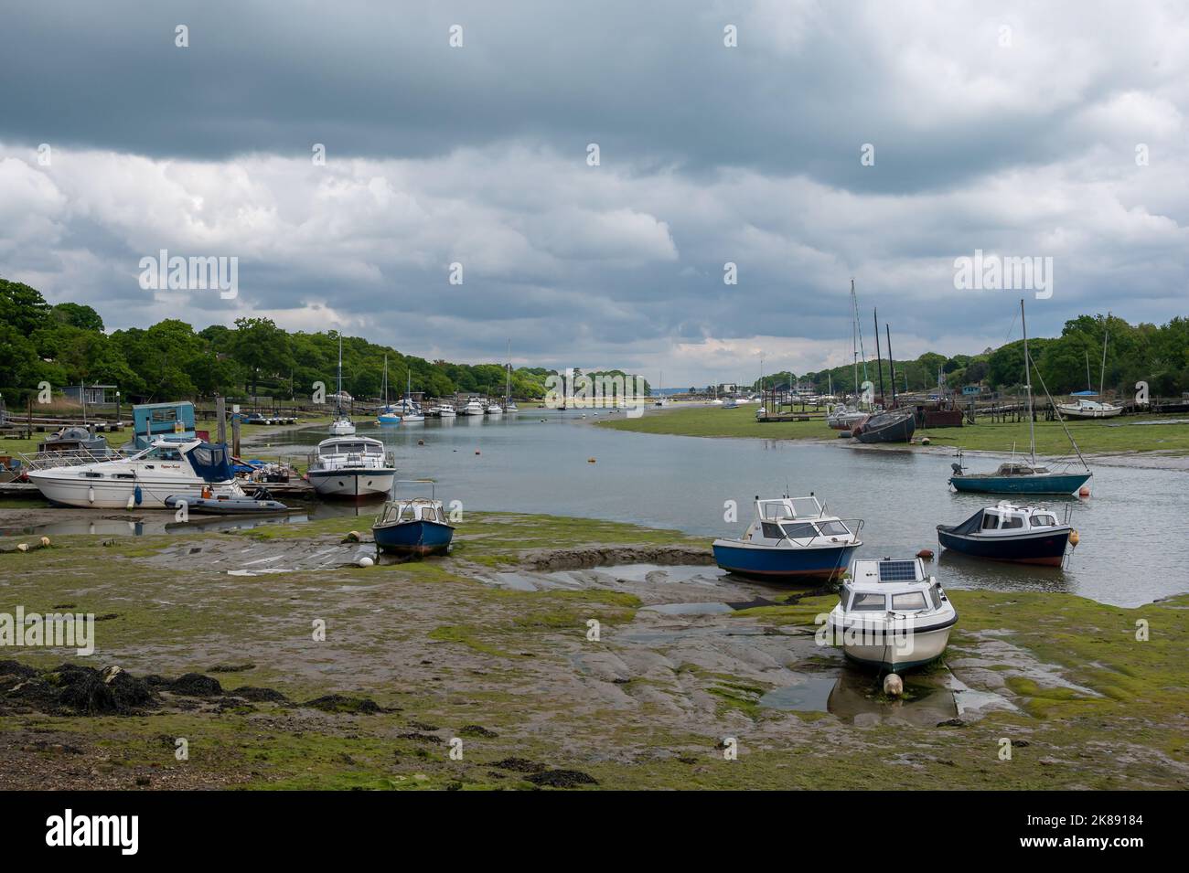 Boats at low tide, Wootton Creek, Wootton, Bridge, Isle of Wight ...