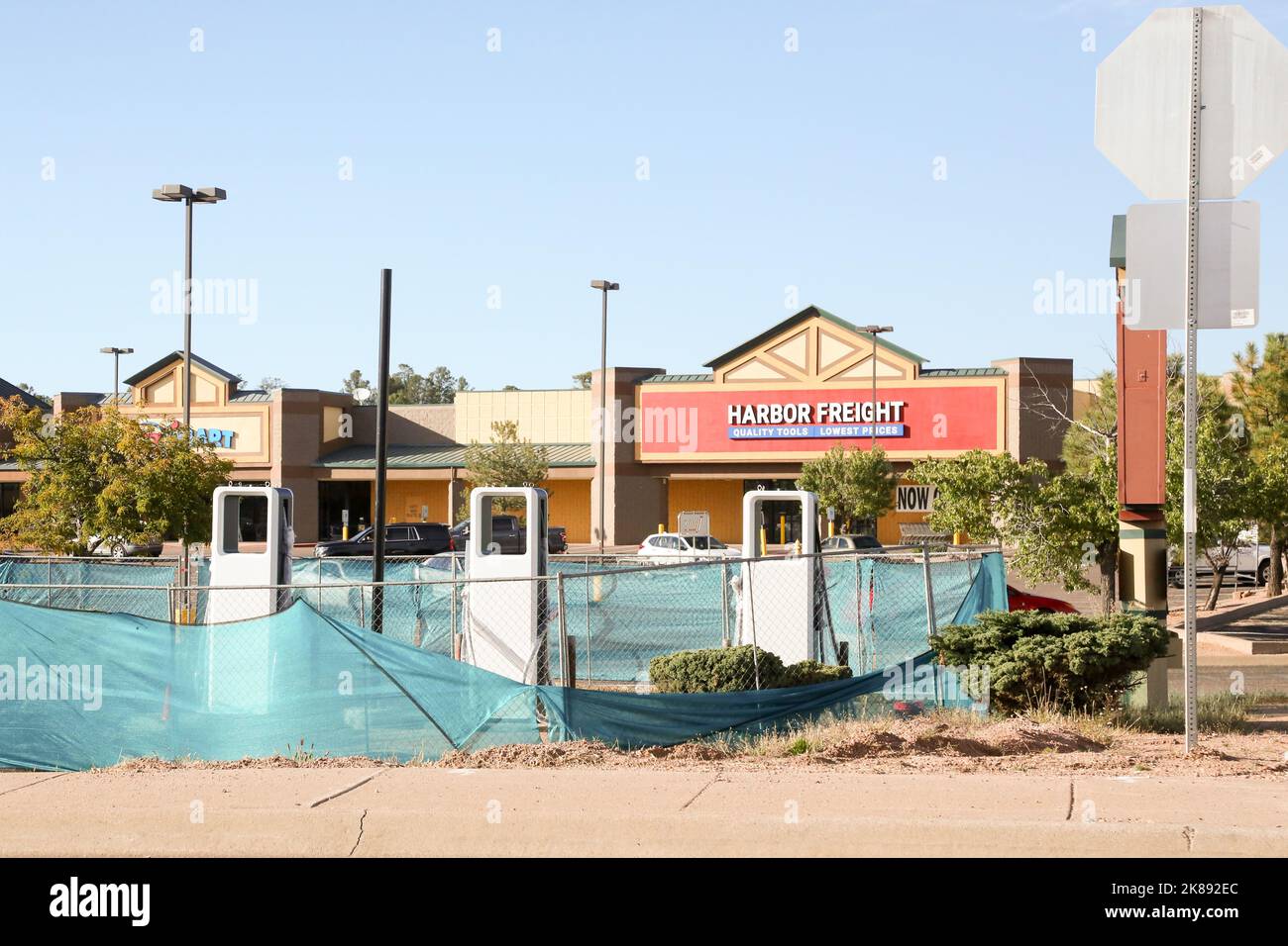 Arizona Public Service is installing new DC fast chargers for electric ...